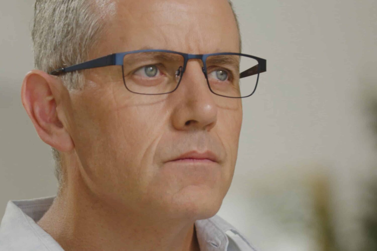 Understanding Digital Eye Strain - The Optical Super Store